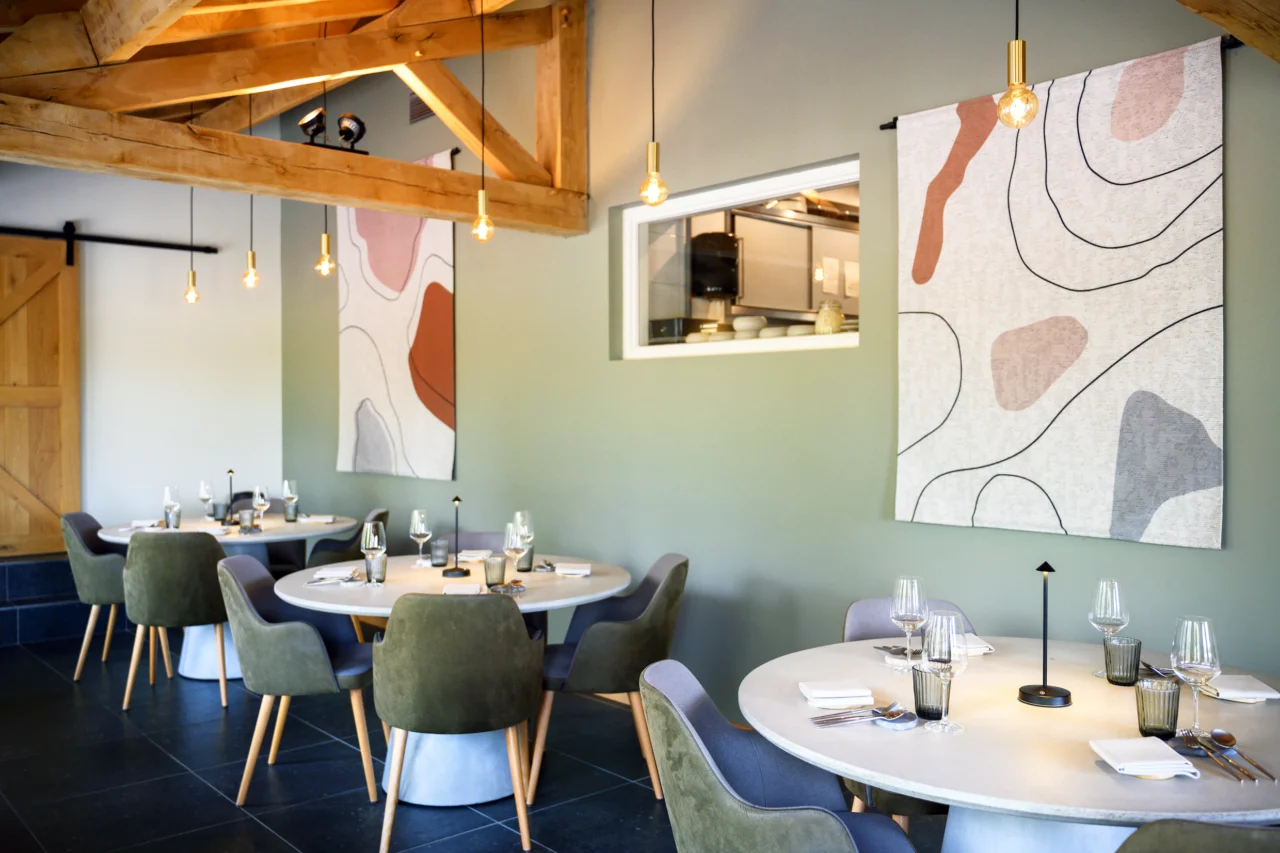 Creatieve smaakcombinaties en ingetogen gastvrijheid: bij restaurant Holsterhof worden we blij ...